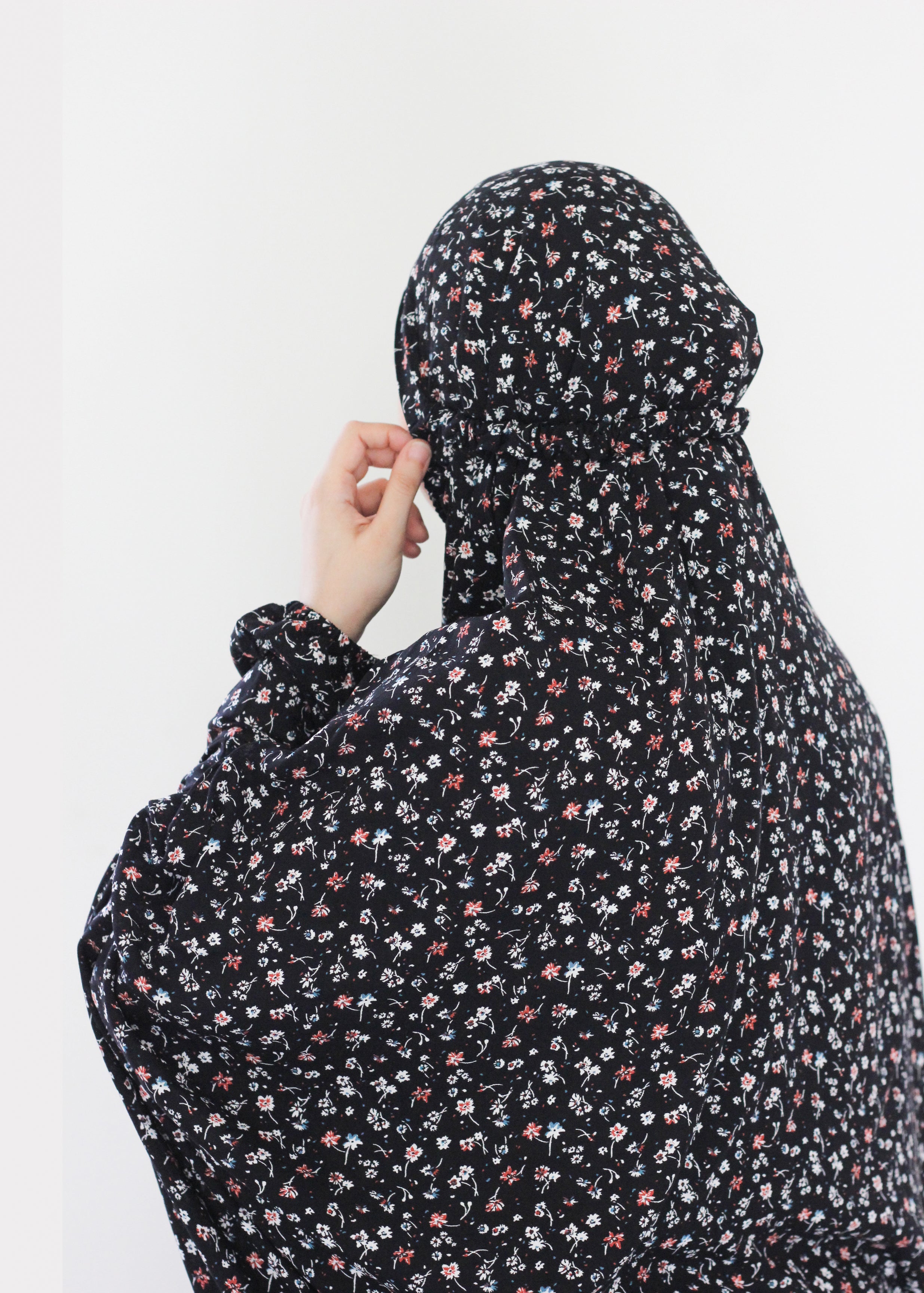 Namaz Chadar With Sleeves - Classic – The Women Zone - A Hijab & Abaya ...