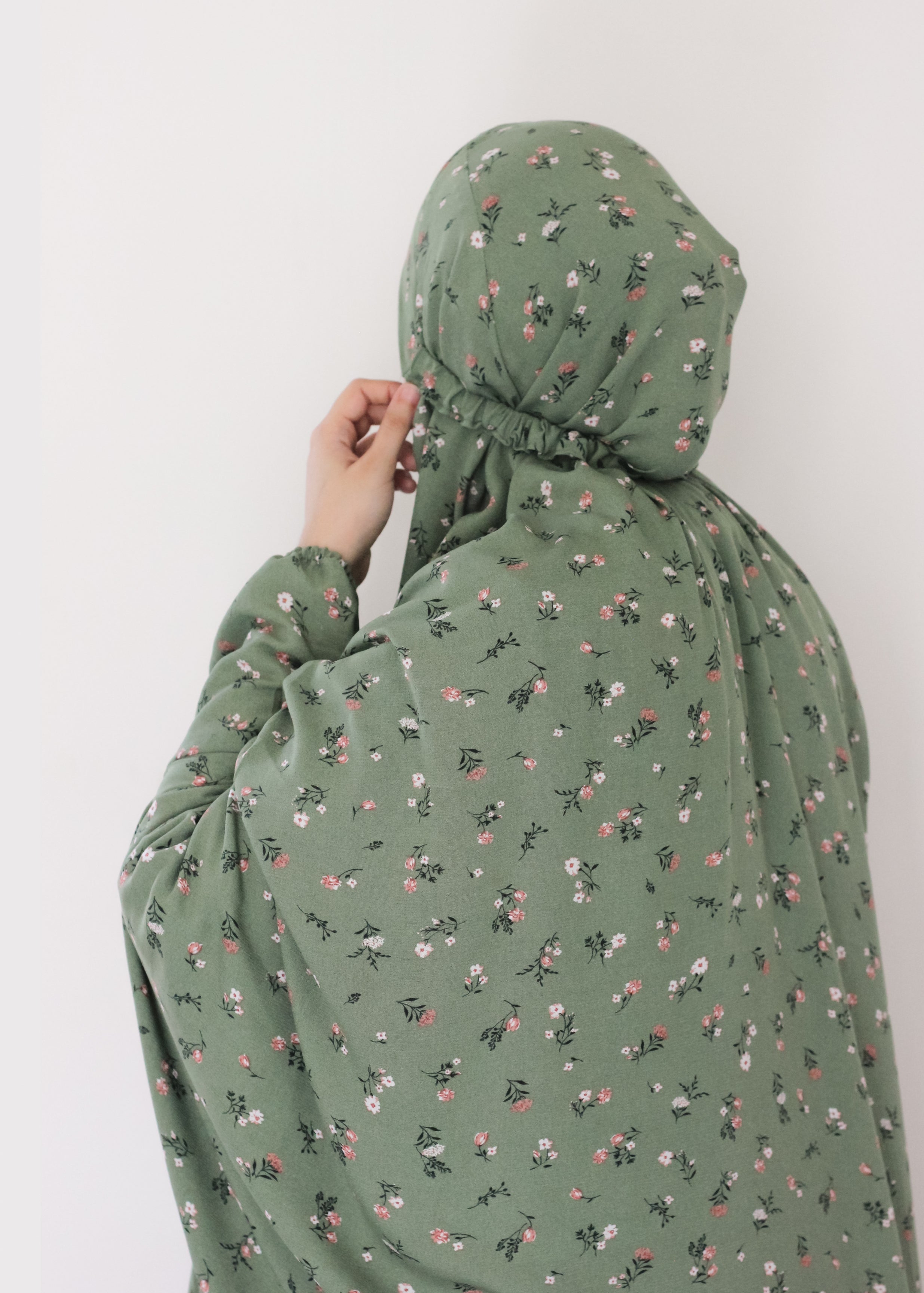 Namaz Chadar With Sleeves - Urwa – The Women Zone - A Hijab & Abaya Brand